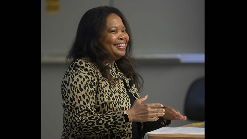 CVM Honors Outstanding Investigators During CVM Research Day // College ...