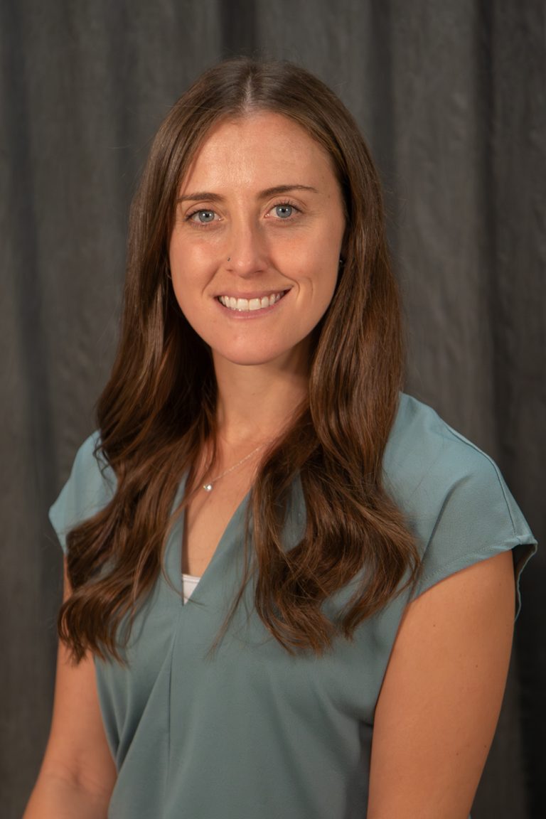 House officers 101: Who’s who on your pet’s care team – College of ...